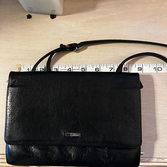 Perlina | Bags | Vintage Perlina Leather Crossbody Wallet Bag | Poshmark